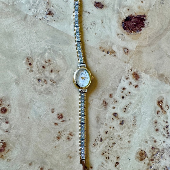Sarah Coventry | Accessories | Vintage Sarah Coventry Gold Tone Watch ...